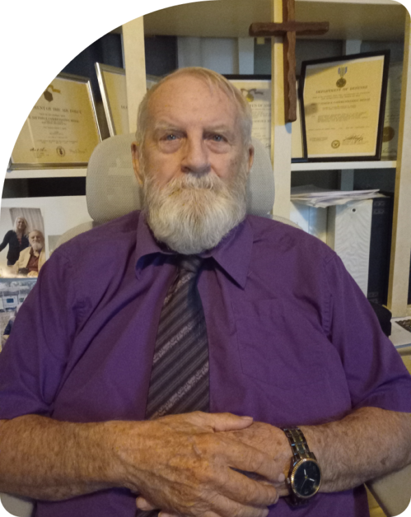 Home - Kenneth Reeves Author - The Adventure of ITSY BITSY